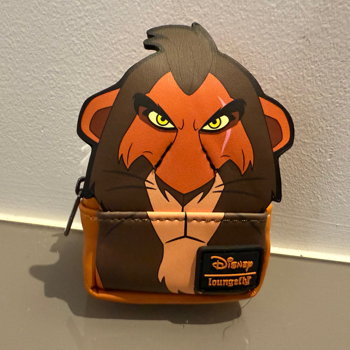 Disney Villains - Mystery Mini Backpack Bag Charm - SCAR – Let Me Shop AU